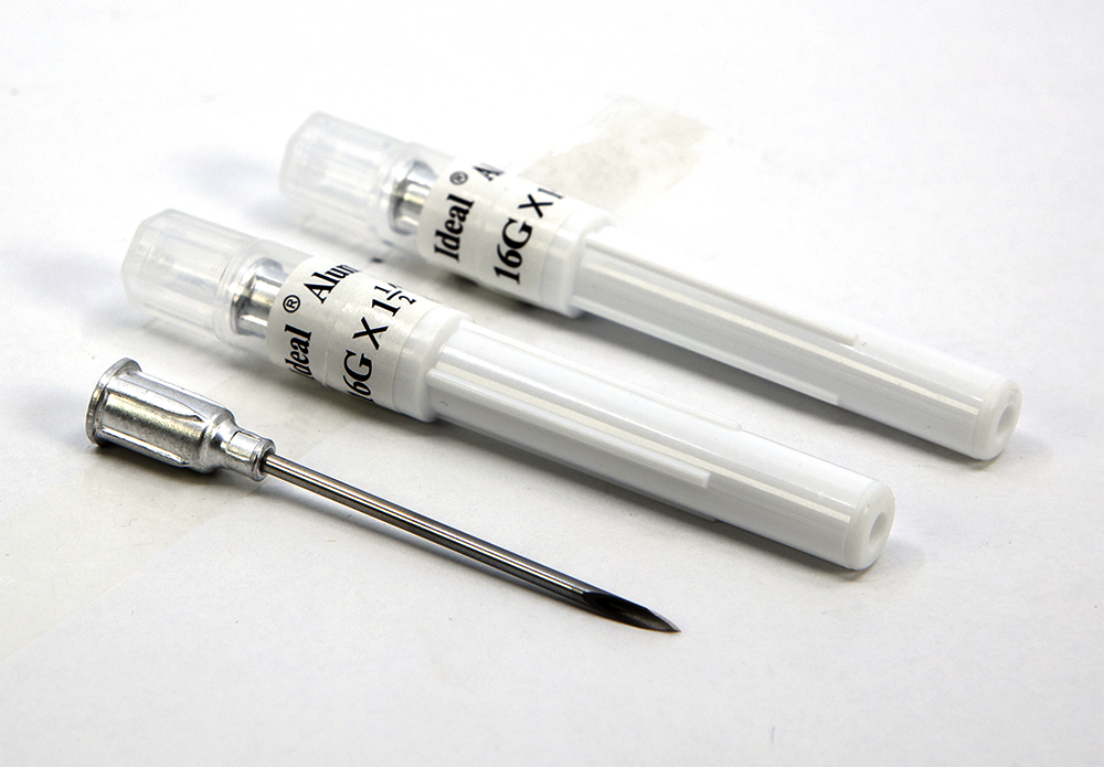 Aluminum Hub 16 Gauge X 5/8 Inch Needles (box Of 100) - Hamby Dairy Supply